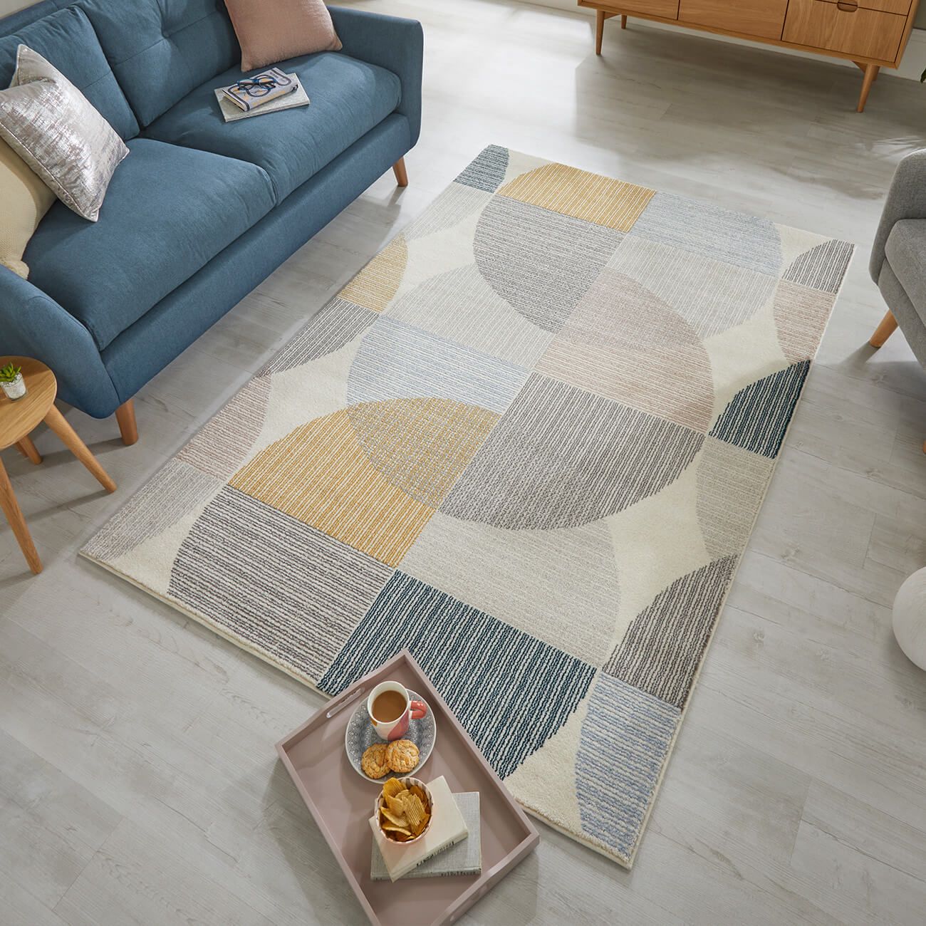 Cadiz Centro Circle Grey Ochre | MaltaRugs