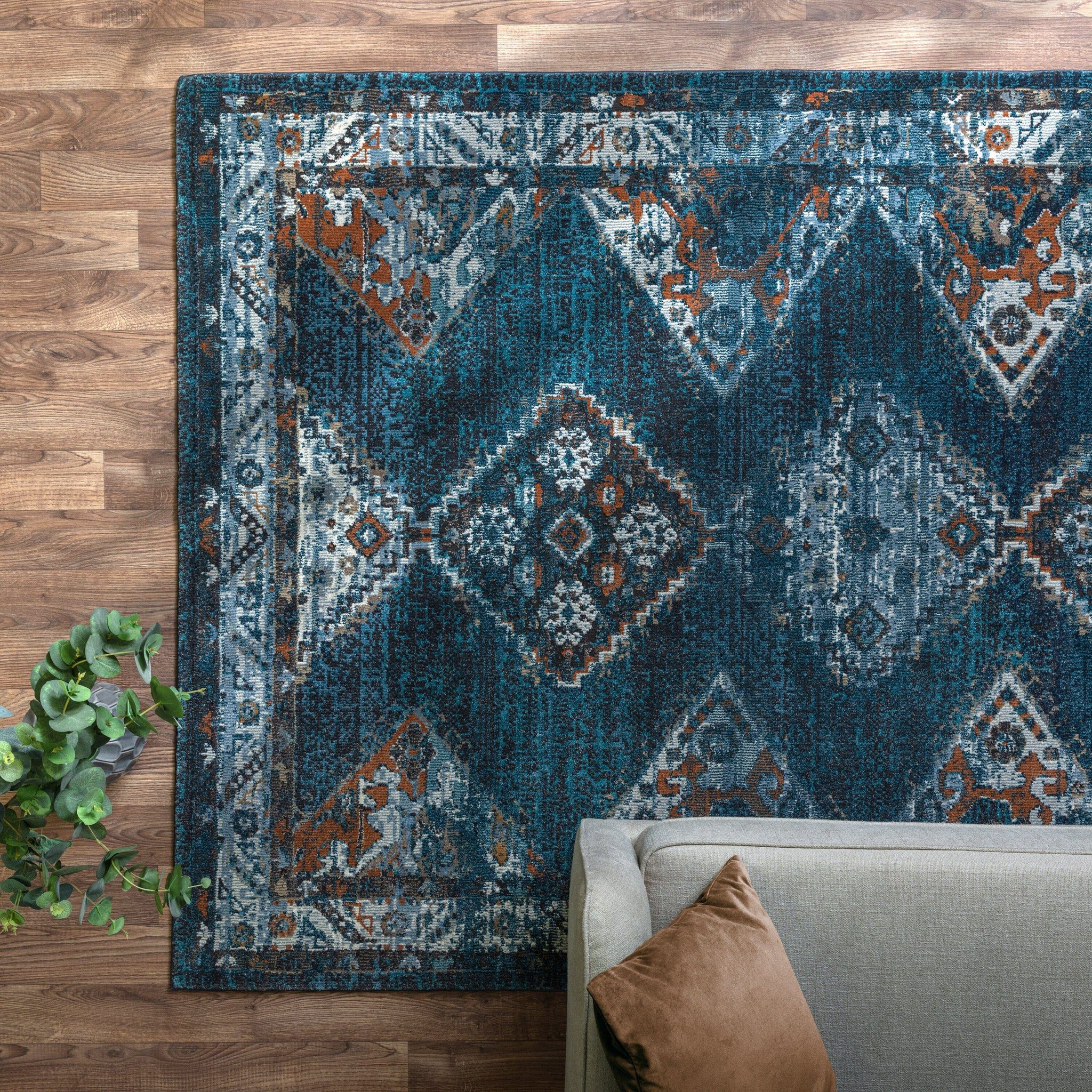 Zola KIan Traditional Persian | MaltaRugs